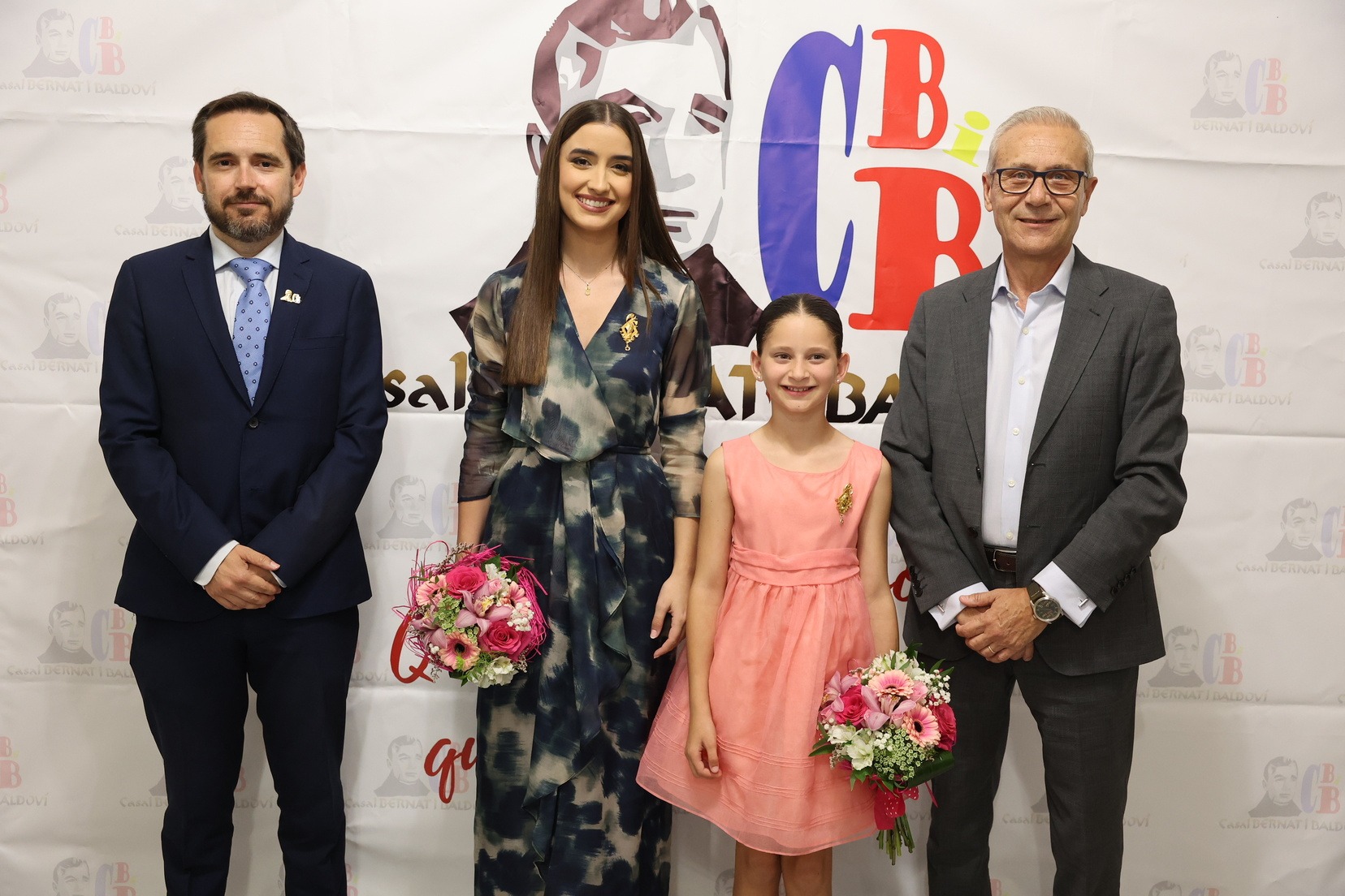 Los Premios Bernat i Baldoví reconocen el talento literario en ...